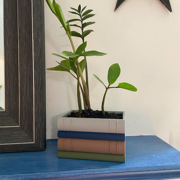 Book Planter for Readers, Stack of Books Succulent Plant Pot, Succulent ...
