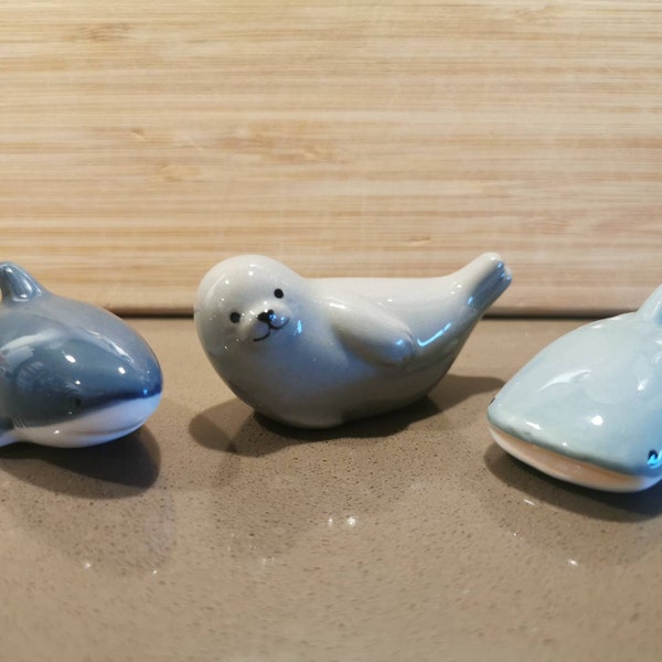 Otter Chopstick Rest: Cutlery Rest, Brush Holder, Pen Rest, Miniature ...