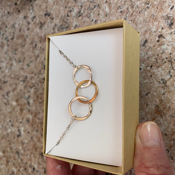 3 Circle Necklace Gold, Eternity 3 Ring Necklace, Interlocking Rings ...