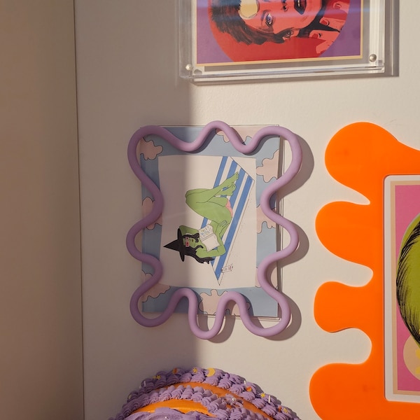 MAGNETIC/ WALL HANGING Squiggle Frame - Etsy