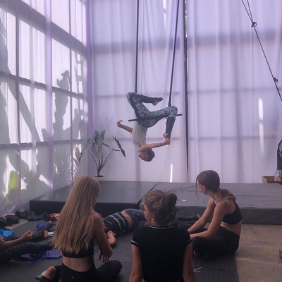 Aerial Trapeze DUO Static, Dance Trapeze Black/white/red, Aerial ...