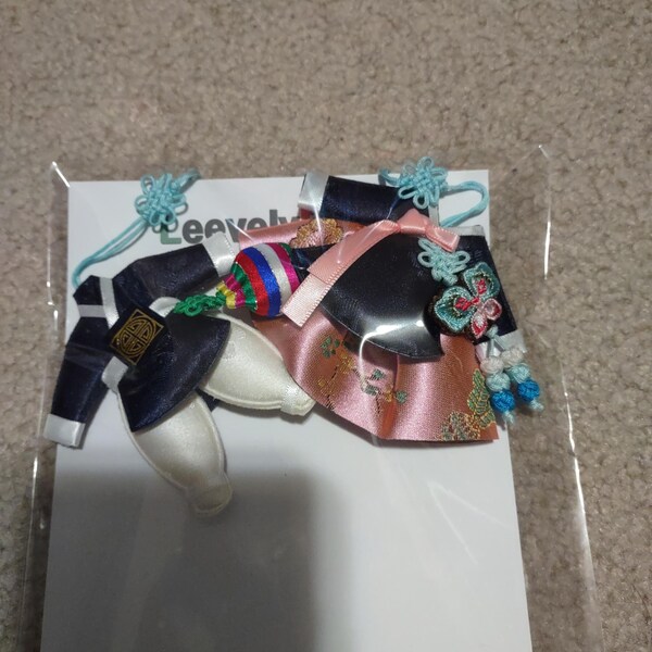 Mini Hanbok Ornament: Korean Traditional Dress Keychain - New Year Gift ...