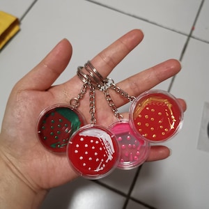 Staph Aureus Petri Dish Keychain / Microbiology Agar Art / Bacteria ...