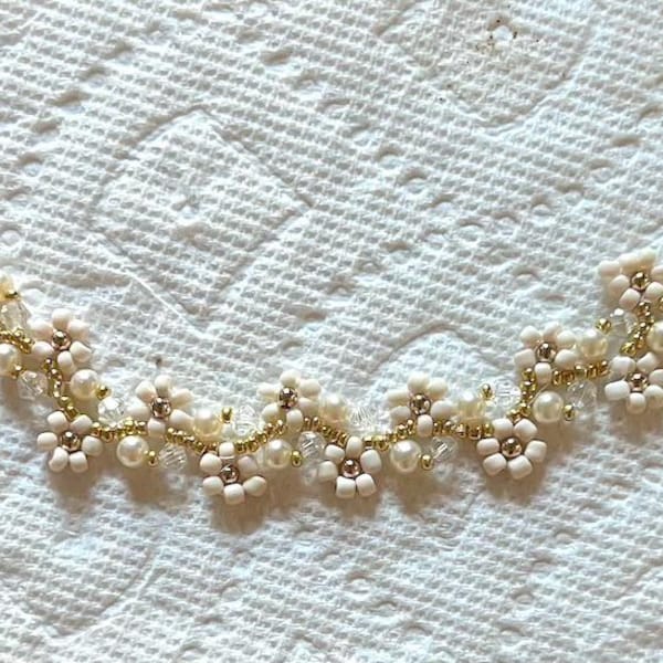 Z Glass Pearl Bead Round Lot of 5 Strands Bisque Assorted Size Bead ...