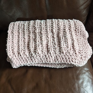 Bulky Q Hook Crochet Blanket PATTERN, Thick and Weighty Afghan, Easy ...