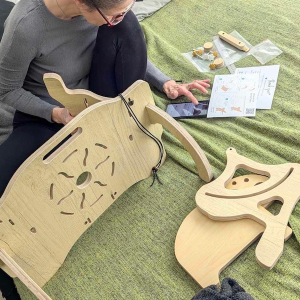 Laptop Desk Designed for Lying Down Sitting Posture, Helping to Relax ...