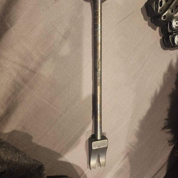 8" Titanium Hooligan Halligan Bar - Etsy