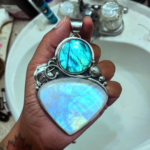 Very Attractive Big Size AAA Quality Rainbow Spectrolite Cabochon ...