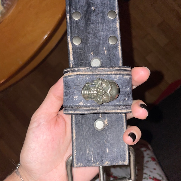 Aged Leather Belt Studded. Skull Loop Design. 2 Inches Wide. BLACK - Etsy