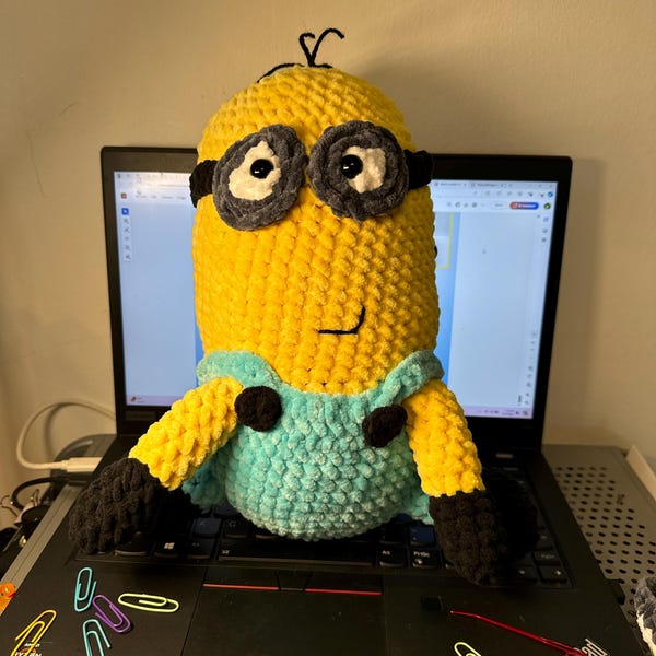 Kevin - Cuddle Size - Minion Crochet Pattern Pdf -plush - AMIGURUMI ...