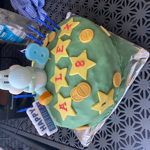Yoshi Fondant Cake Topper Super Mario Cake Decorations - Etsy UK