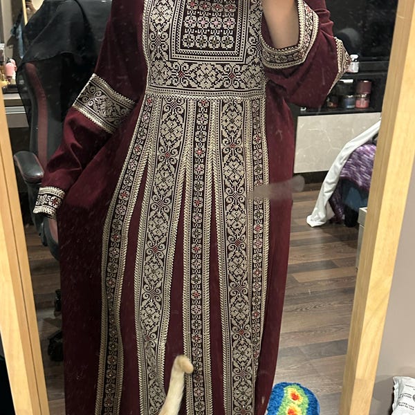 Tmen Thobe Gumbaz Kumbaz Palestinian Dabke Zaffa Wedding Dance With ...