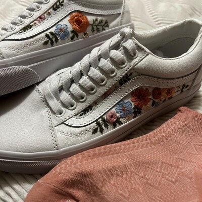 Custom Embroidered Vans, Wedding Vans Embroidery Floral, Bridal Flower ...