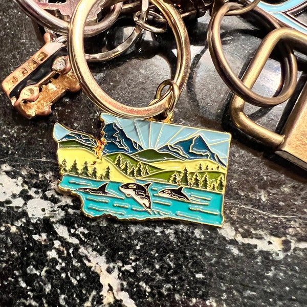 Washington Soft Enamel Keychain | Washington Outline Key Ring ...