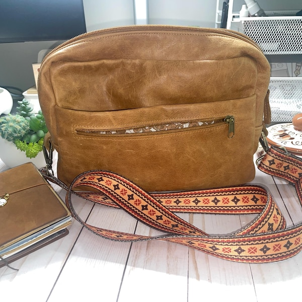 Green Leather Photography Bag, Custom Camera Bag, Engraved Camera Case ...