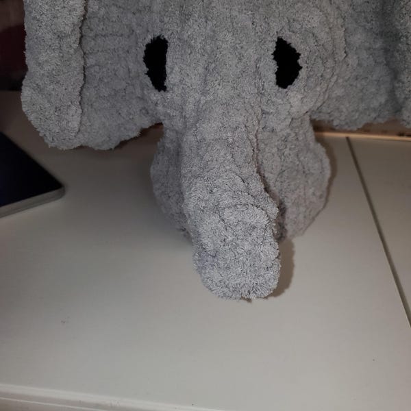 Fingerknit Chunky Elephant Plushie Pattern With Video Tutorial Elephant ...