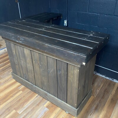 Outdoor Roof Tiki Bar. Custom. Shipping Nationwide. Outdoor Bar. Man ...