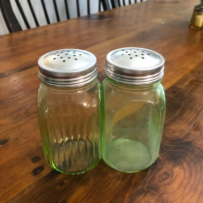 Replacement 2 1/32 Knurled Shaker Lid - Etsy