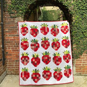 Scrappy Strawberry Quilt Pattern PDF Download - Etsy