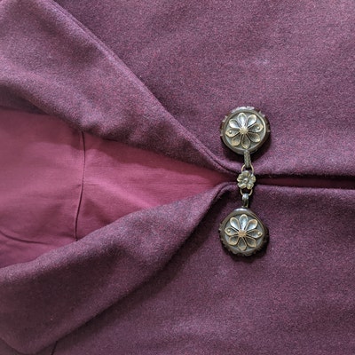 Antique Leo Popper Buttons. Large Round Size. - Etsy