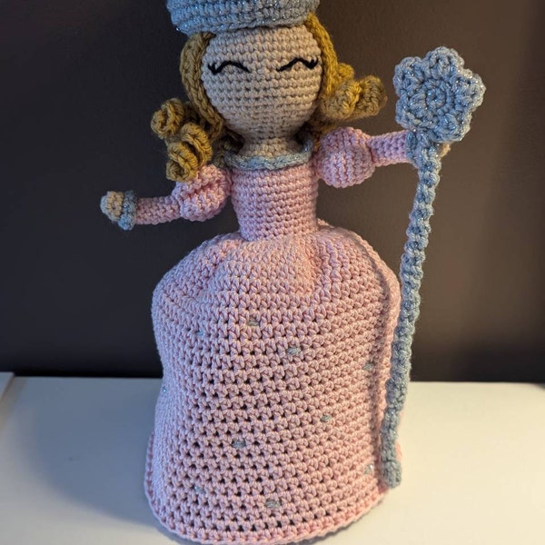 Reversible Crochet PATTERN — Glinda and Elphaba Reversible Witches - Etsy