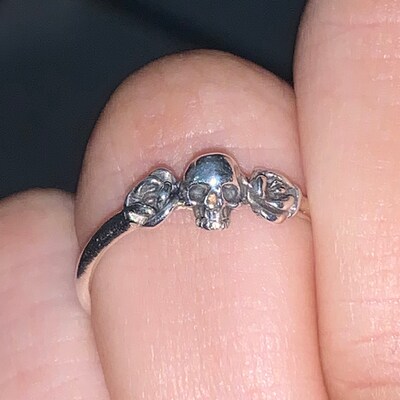 Skull With Roses Ring Sterling Silver, Gift for Family and Friends ...
