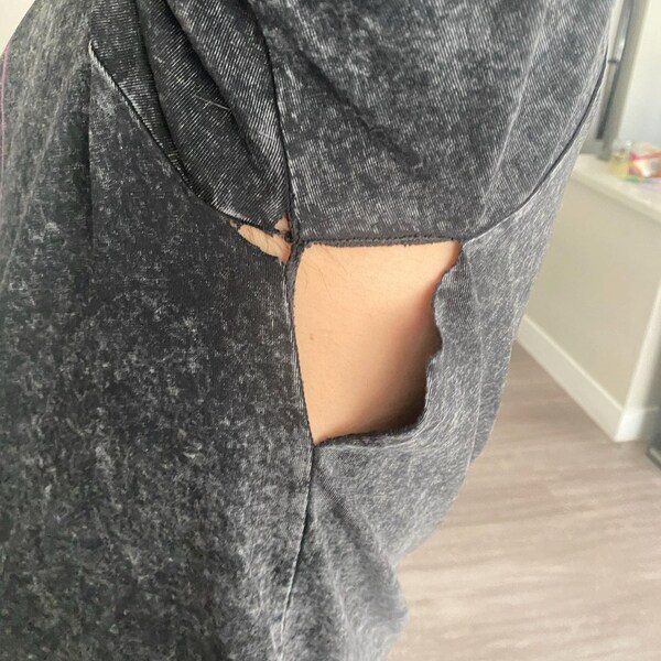 Men's Anime Sorcerer Character T Shirt Anime Vintage Shirt Anime Manga ...