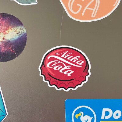 Gamer Stickers: Nuka Cola Bottle Cap Water Bottle Sticker Waterproof ...