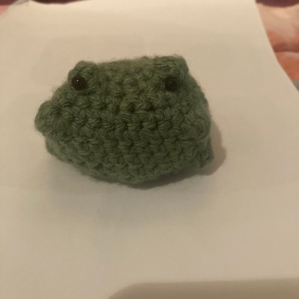 Ted the Thick Toad, Free NO-SEW Crochet Amigurumi PDF Pattern, Small ...