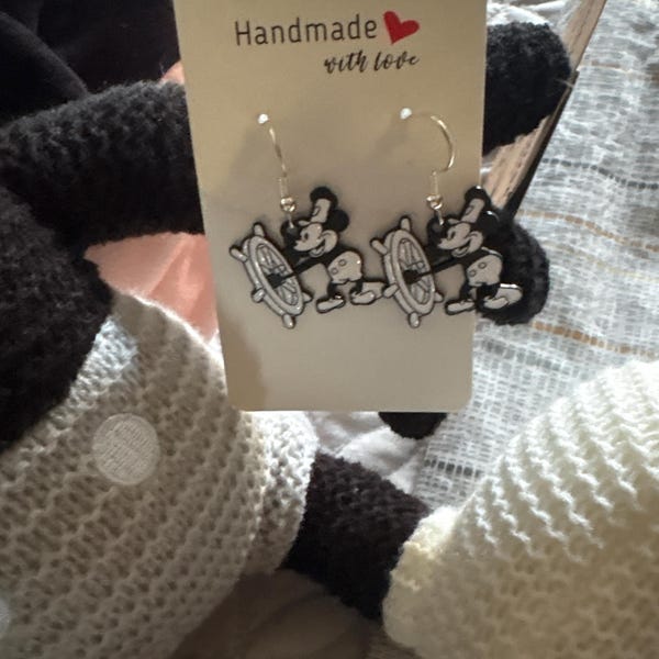 Handmade Shrek Necklace - Etsy