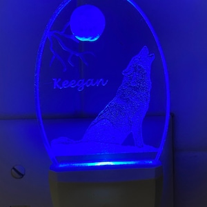Wolf Howling at Moon Night Light Sitiing Scene 2 and 3D Carved | Etsy
