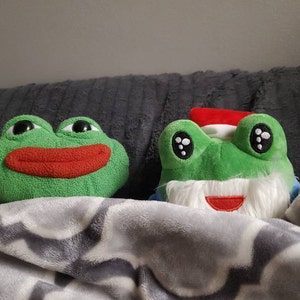 Peepo the Christmas Plushie: Mizkif Holiday Edition - Etsy Canada