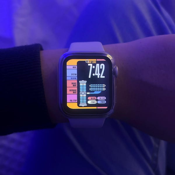 ANIMATED Sci-fi Inspired Apple Watch Face by Valo Creations | Perfect ...