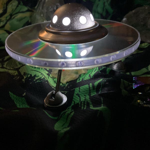 Retro Spacecraft Night Light - Etsy