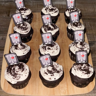 Xray Radiology Technician Skeleton Chest Heart Medical Imaging Bones ...