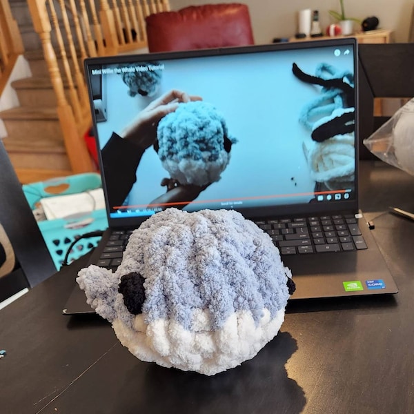 Willie the Whale LARGE SIZE Video Tutorial/pattern, Learn How to Finger Knit, Hand Knitting ...