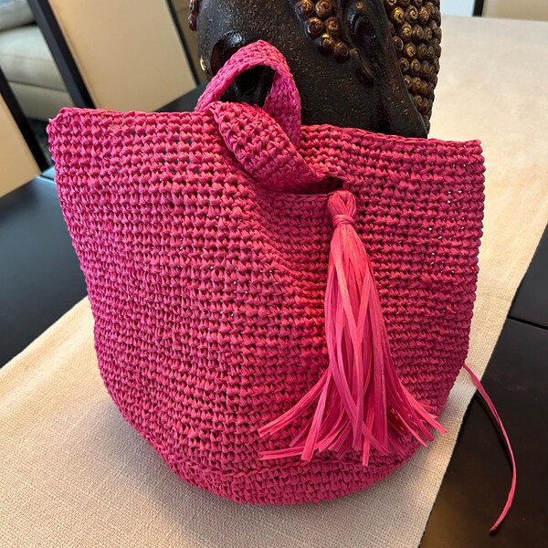 Roookies V Shape Bucket Hat Crochet Pattern, Ispie Raffia Hat, Raffia ...