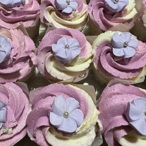 100 Royal Icing Violets 100 Approx. Size 1/2 - Etsy