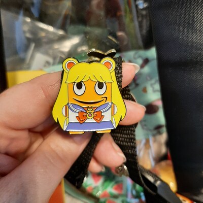 Mama Peccy Off-set Pin glitter - Etsy