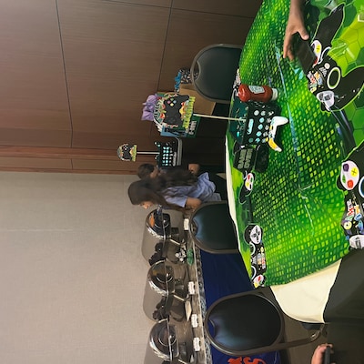 Messi Vs Ronaldo Bottle Label Messi & Ronaldo Theme Water Bottle ...