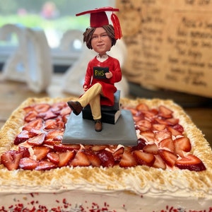 Graduation University Student Custom Bobblehead Personalized - Etsy
