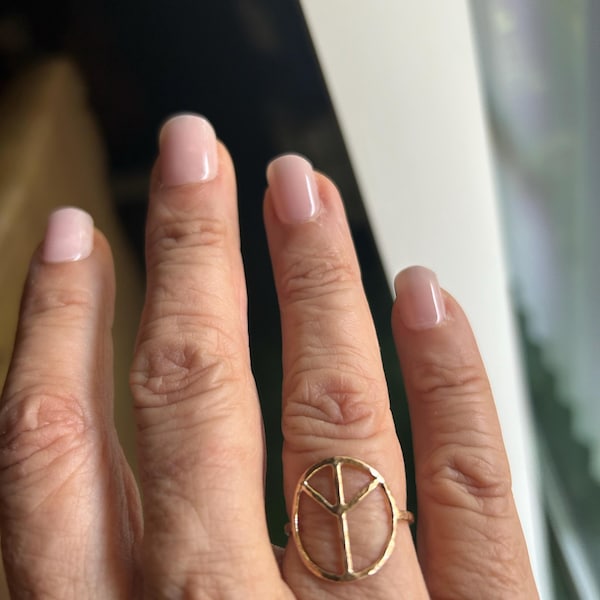 14k Gold Peace Ring, Handmade Peace Symbol Ring, Textured Gold Ring ...