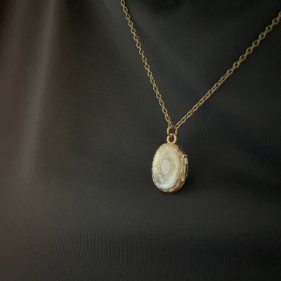 Tiny Oval Locket Necklace Vintage Inspired Necklace Locket Jewelry ...
