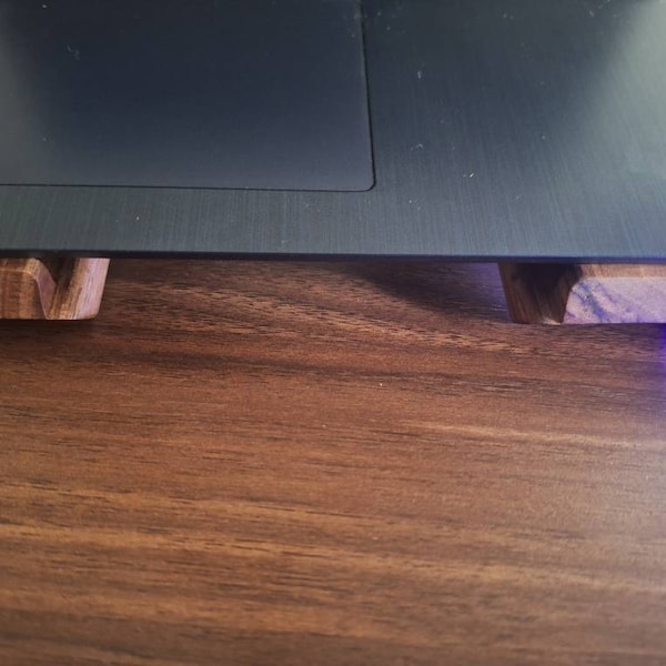 Wooden Laptop Stand for Desk, Laptop Riser Wood, MacBook Pro Stand ...