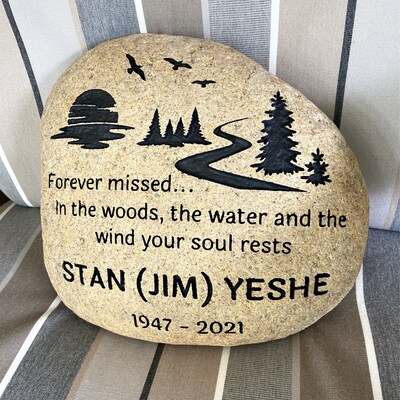GARDEN MEMORIAL STONE Custom Engraved With Personalized Design. Natural ...