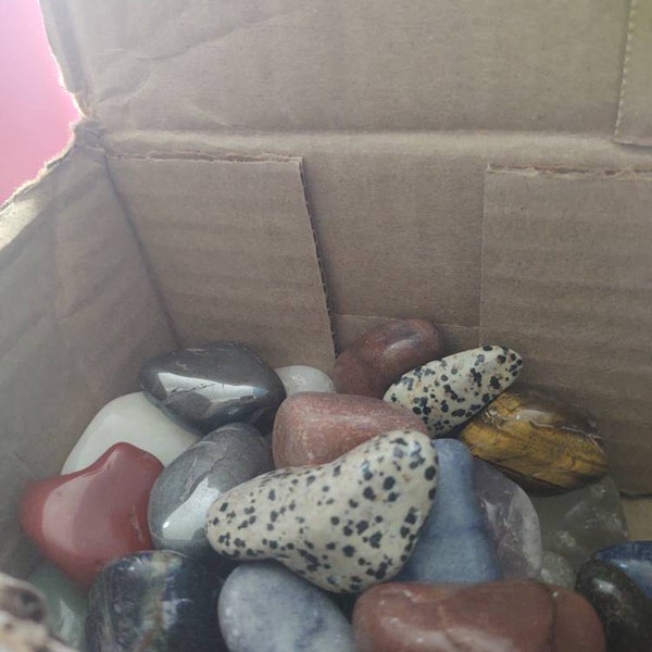 Digging Dolls: 4 Lbs Natural India Rough Stone Mix - Made With Over 30 ...