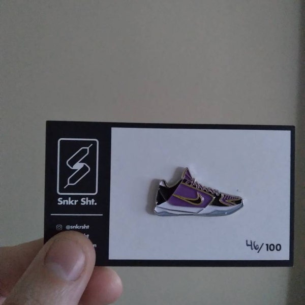 Got ‘em Sneaker Pin - Etsy
