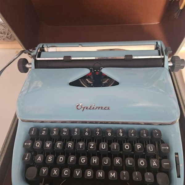 Beautiful Rare GREEN 1955 Alpina SK24 Typewriter - Working - Design ...