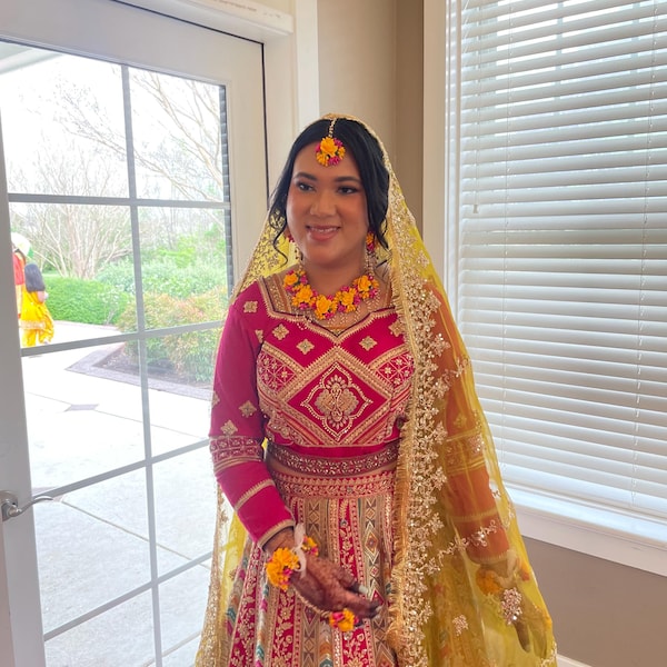 Bridal Hand Gajra: Artificial Flower & Pearl Indian Wedding Bangles - Etsy