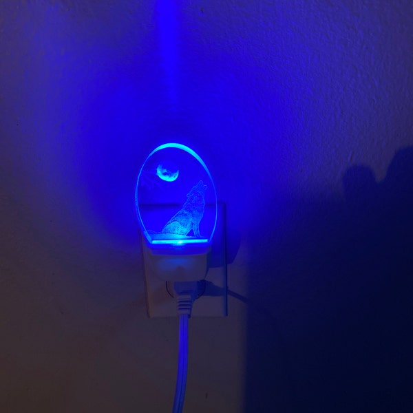 Wolf Night Light, Wall Plug In, Etched Wolf Design, LED Light in 3 ...